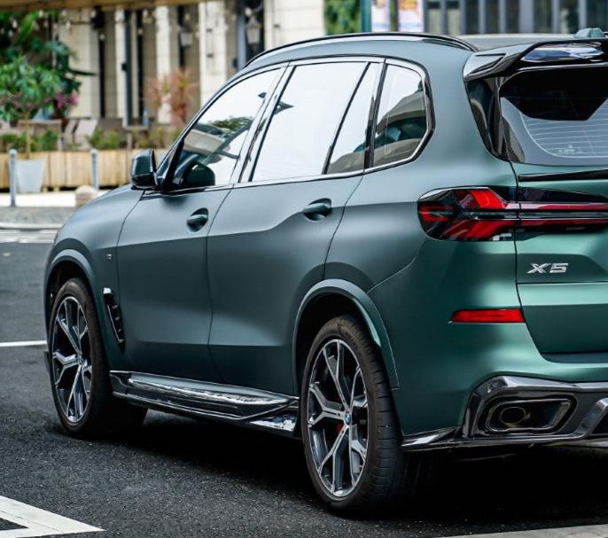 BMW X5 M60i M50i & s/x Drive 40i G05 Aftermarket Parts - TAKD Carbon Fiber Side Vents