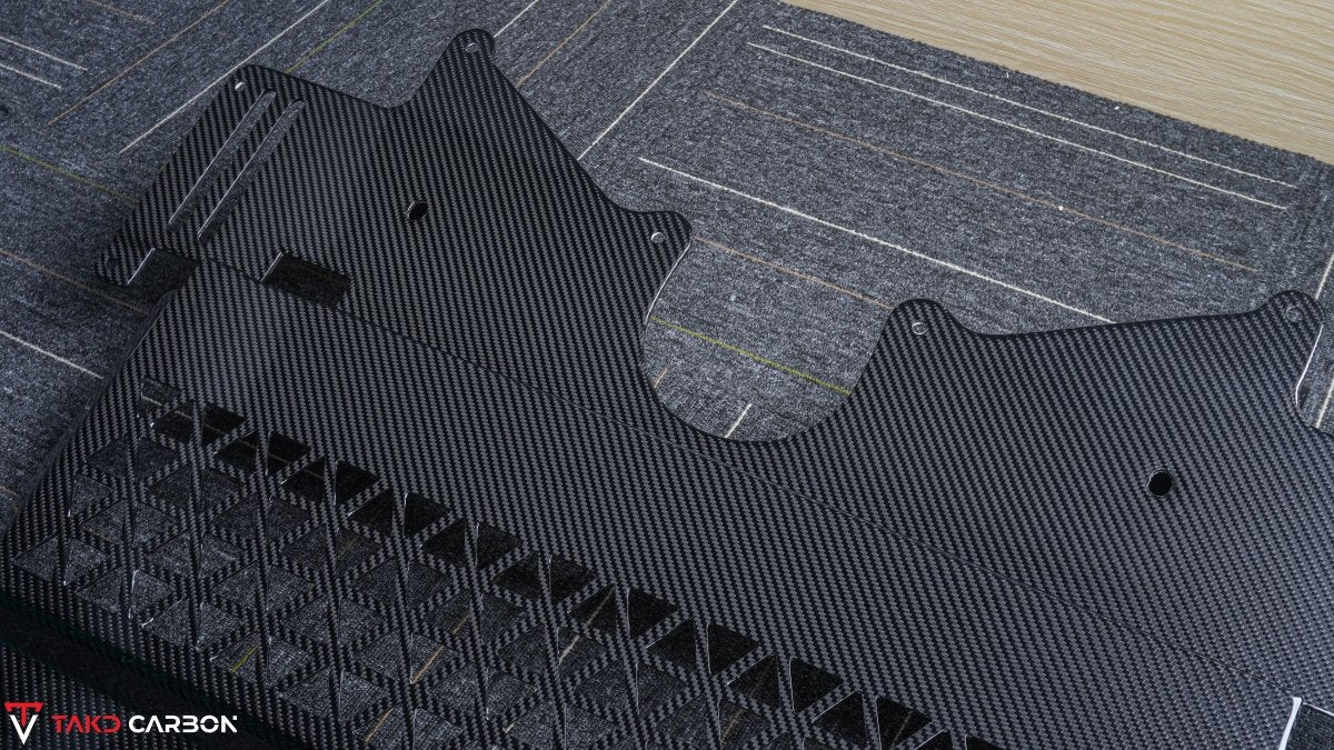 BMW M3/M3C G80/G81 M4/M4C aftermarket parts TAKD Carbon Skid Plate